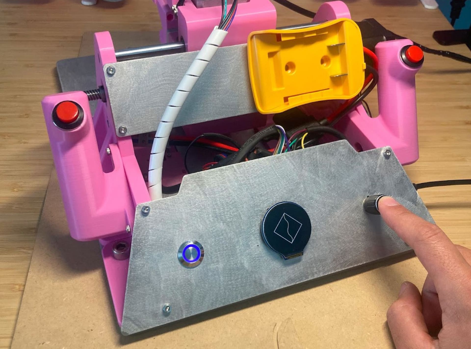 Get Your Bearings With Compass Handheld CNC Router - Tough Guy DIY