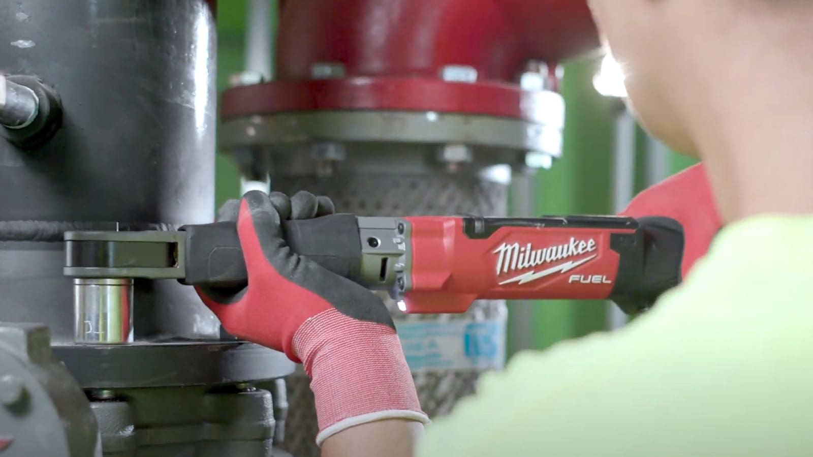 Yes, Milwaukee Makes A Digital Torque Wrench - Tough Guy DIY